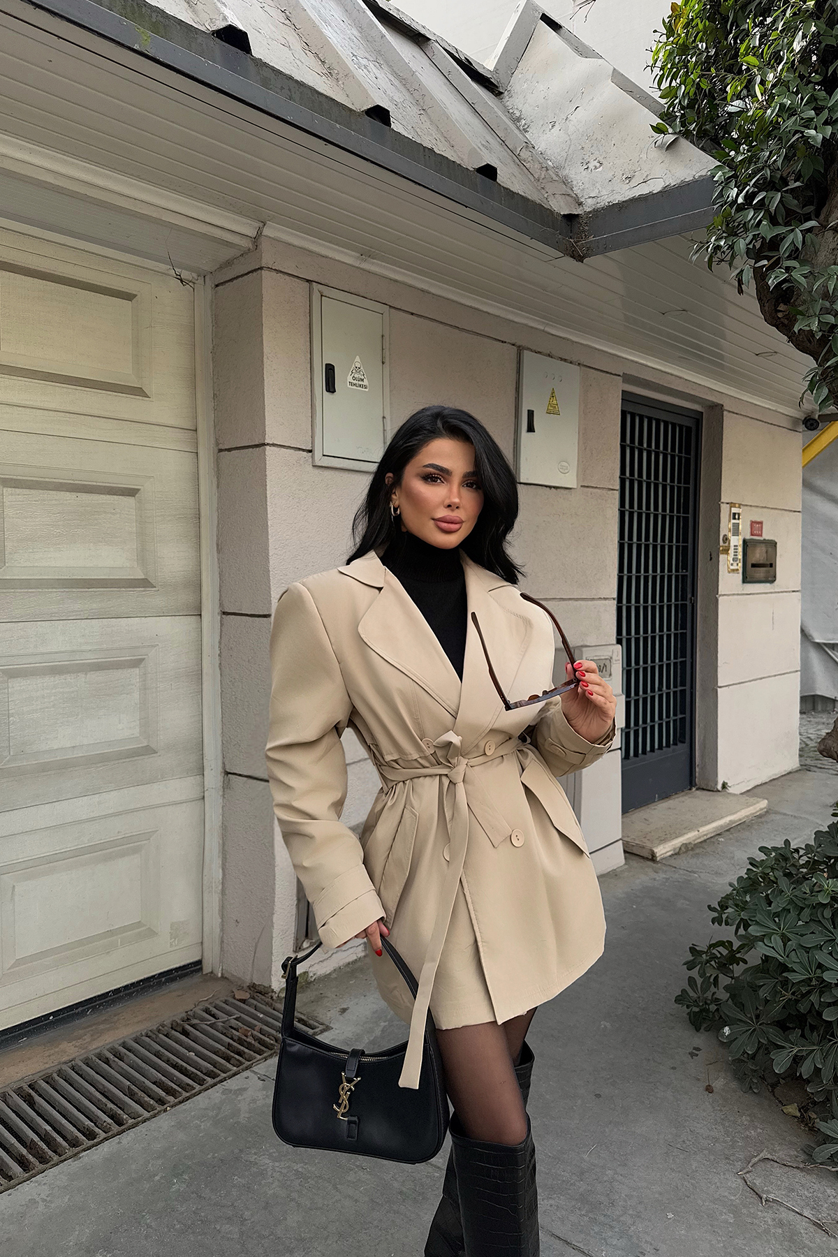 Krem Alessandro Kısa Trençkot ATE-2063 - Eyyo